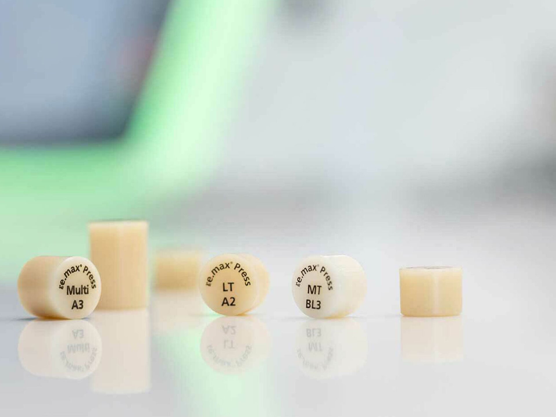 IPS e.max All Ceramics | Metal-free Ceramics | Ivoclar USA